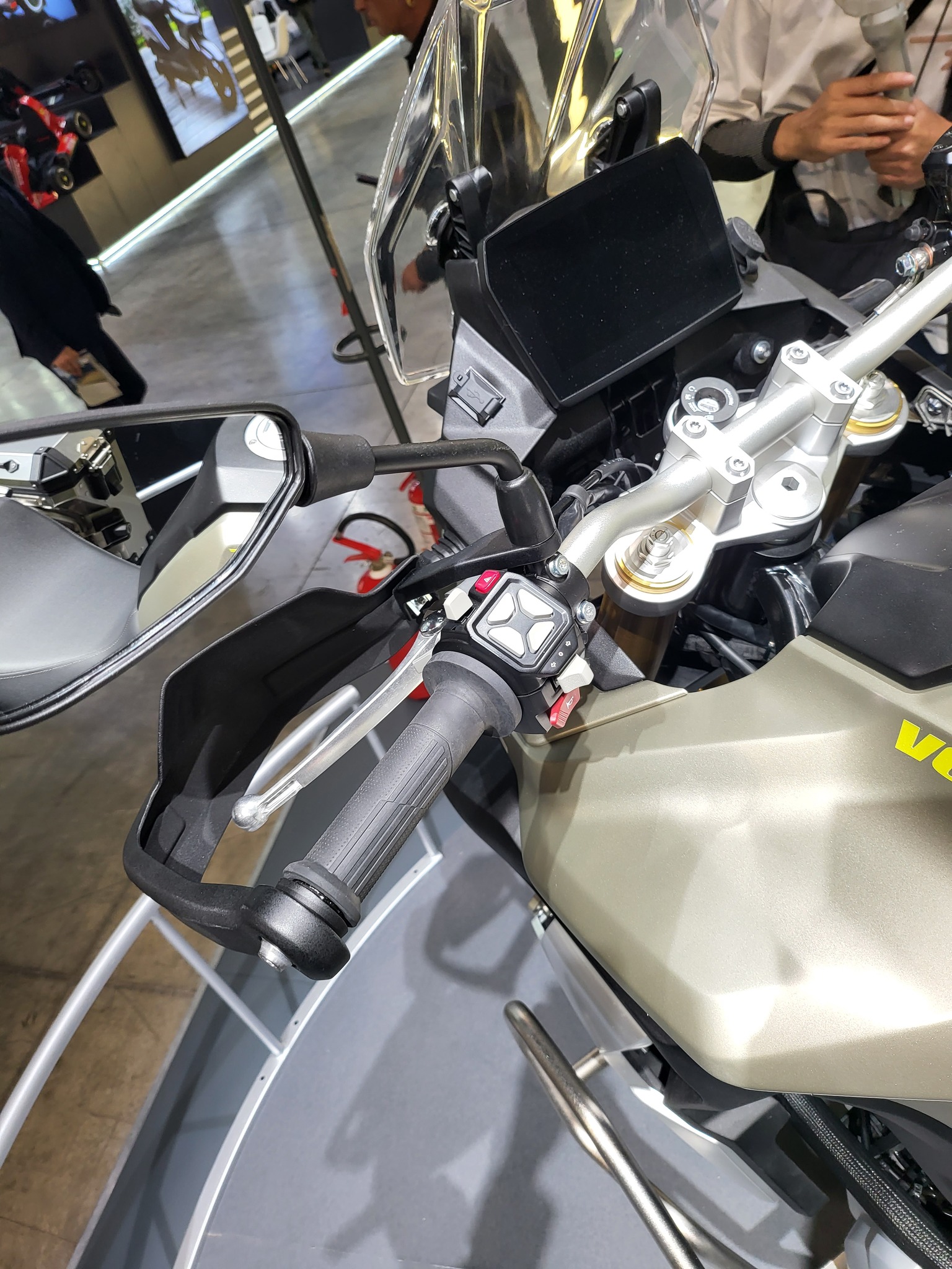 Voge 900DS Concept | MOTOMAG